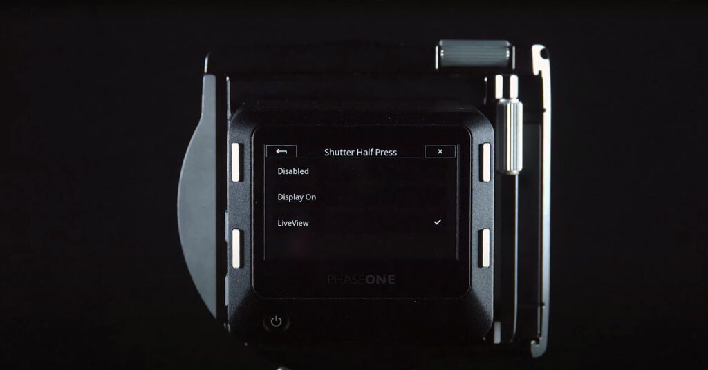 Using the half press function on the XT | Phase One Corporate