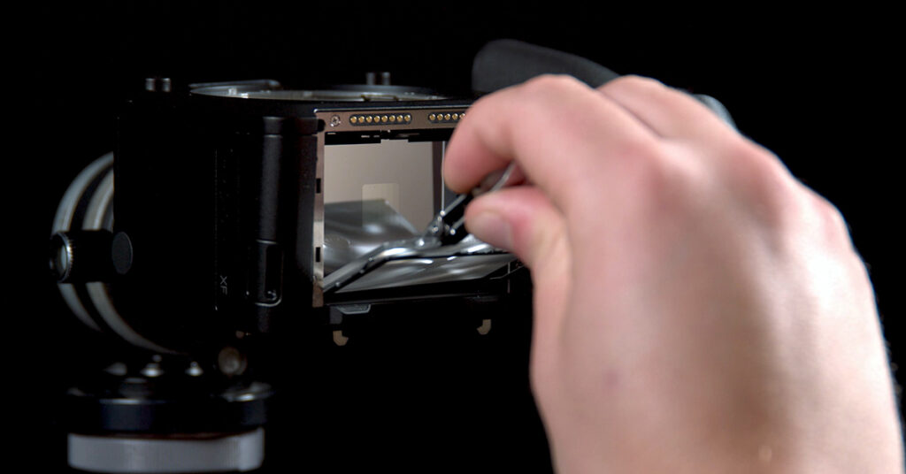 Changing the Focusing screen in the XF Camera System - Phase One Corporate