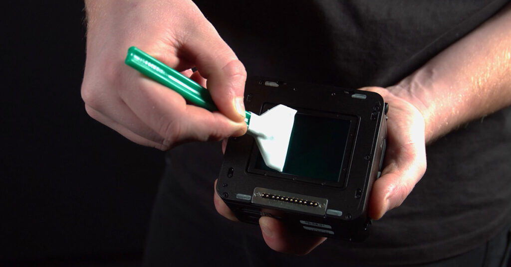 How to clean the sensor on your Phase One Digital Back | Phase One ...
