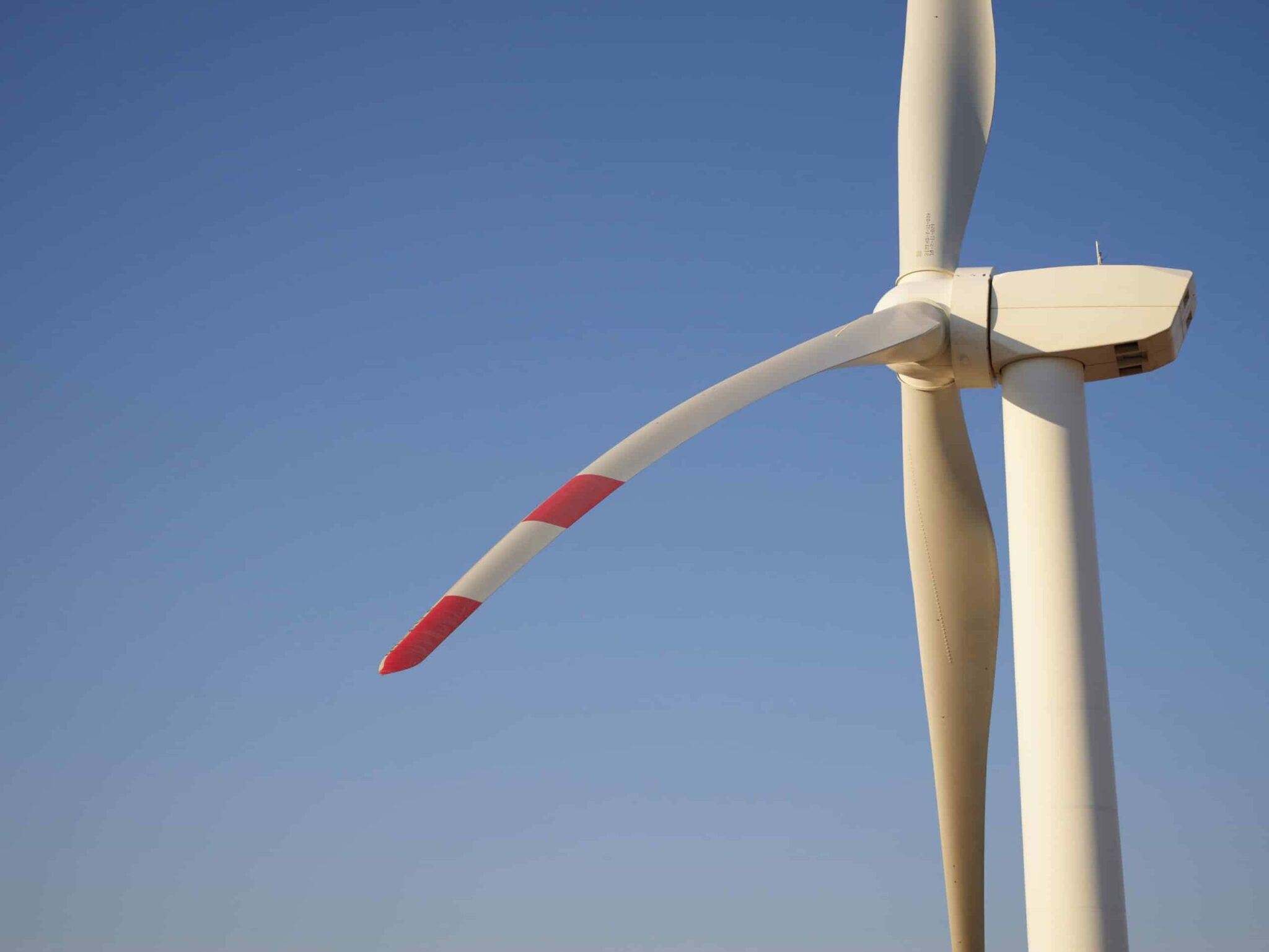 Explore the Fastest Electronic Shutter Speed with iXM-GS120