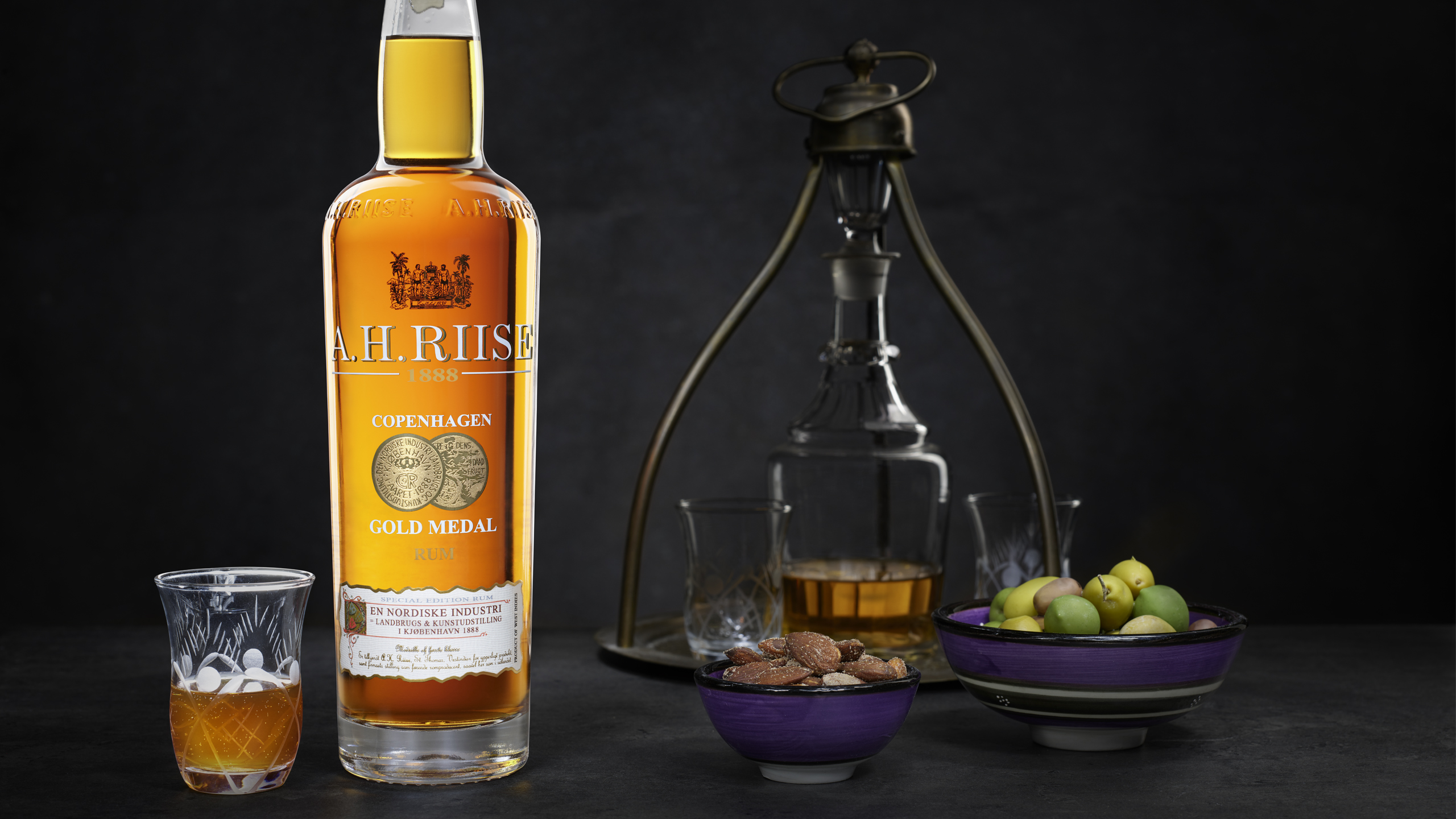 Unique Features For Still Life With The Xf Camera System Phase One Corporate