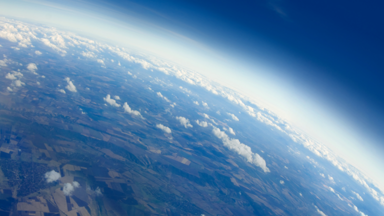 Space Imaging Camera iXM-SP150 | LEO | Phase One Company